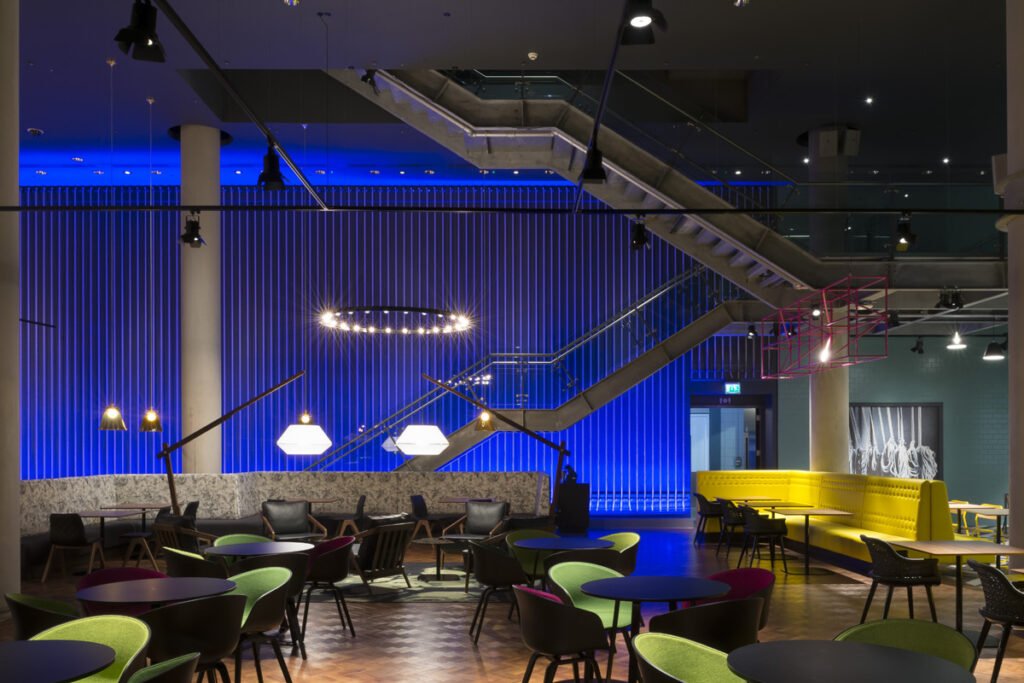 The O2 VIP Members Lounge - Into Lighting